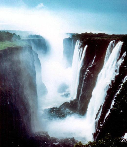 Viktorijas ūdenskritums - Spoki