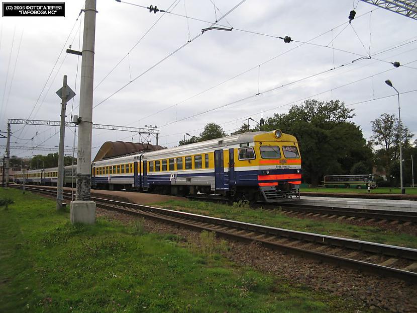 Paldies viņiem par laimīgo bērnību. - Spoki - bildes 5