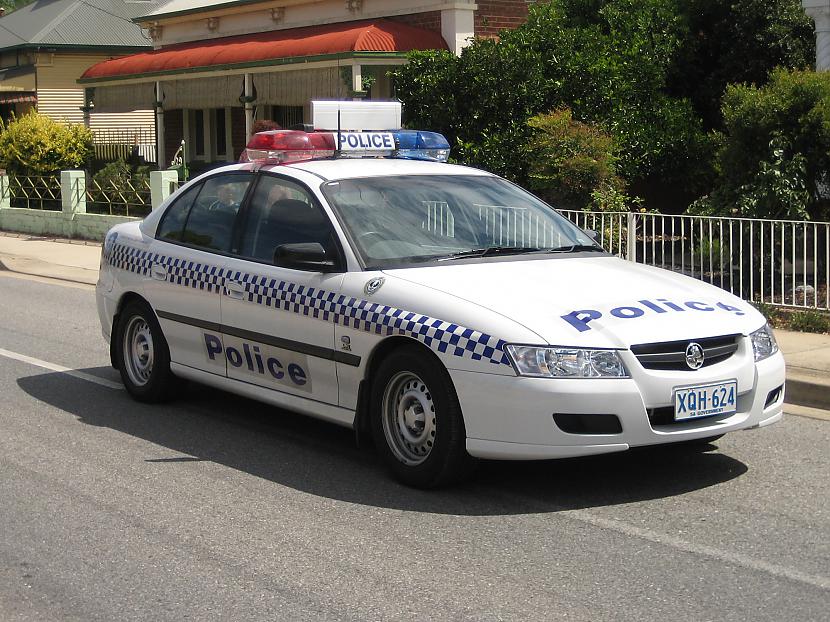 Policijas auto - Spoki - bildes 2